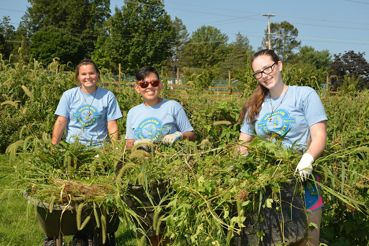 Students Jump Into Community Service
