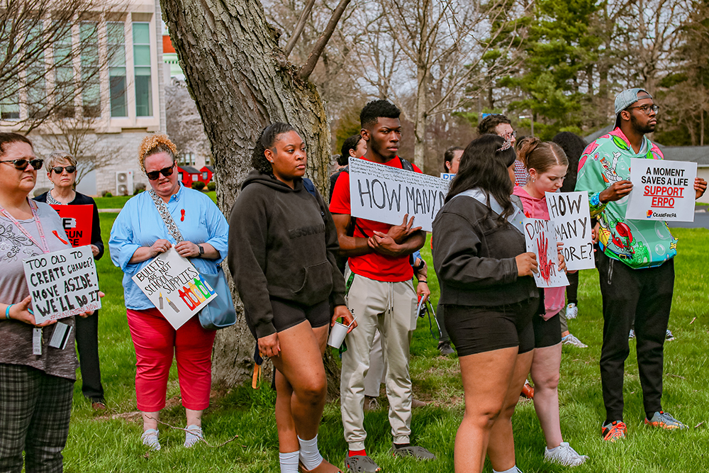 Students Stage March against Gun Violence