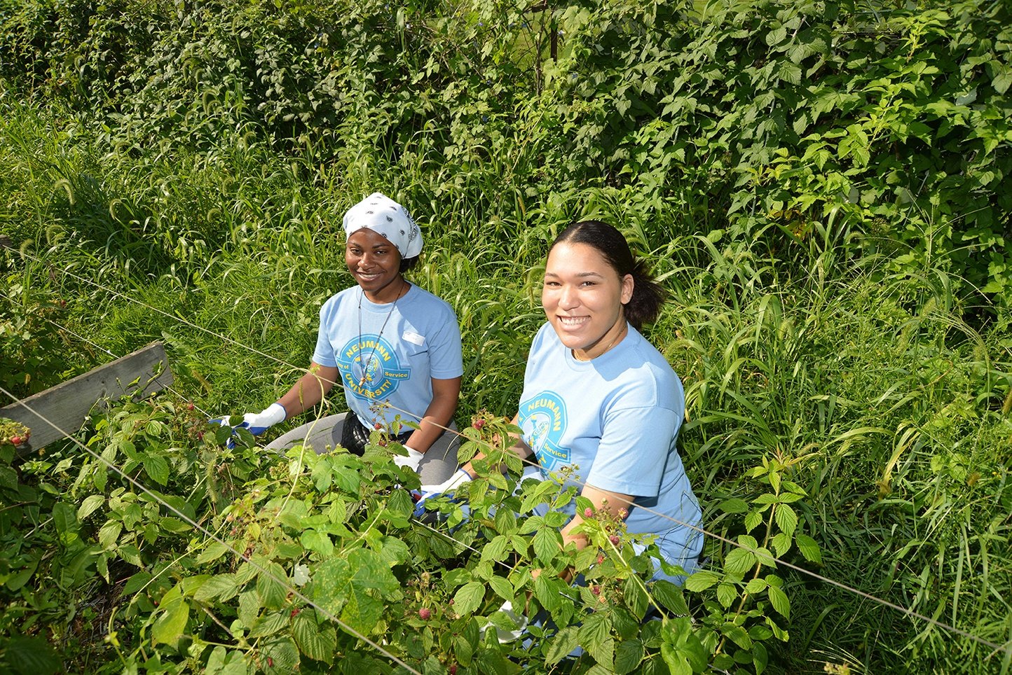 Students Jump into Community Service